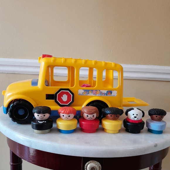 Fisher-Price | Toys | Vintage Fisher Price Yellow School Bus 6 Chunky ...